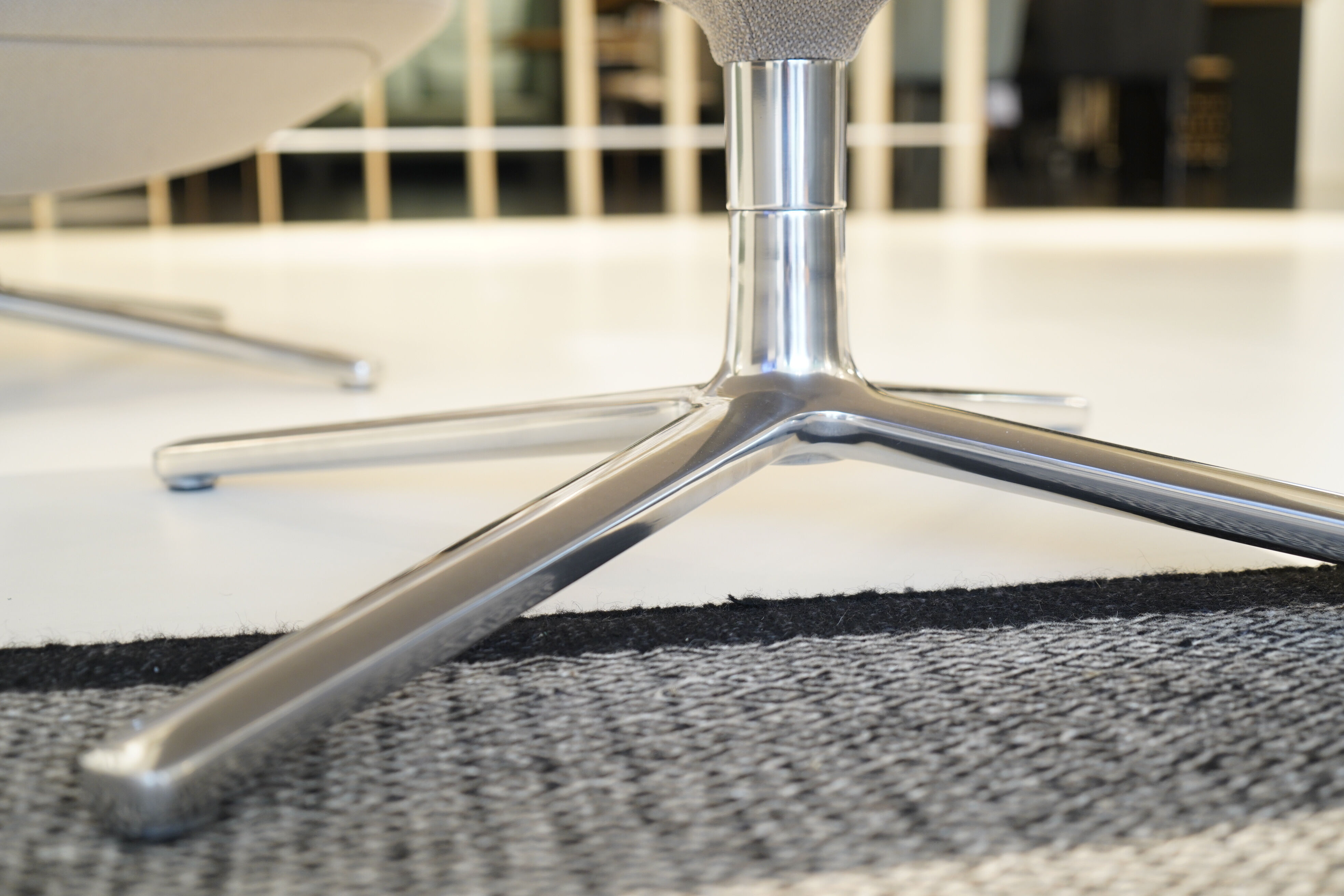 Vitra Sessel Grand Repos MF-0006148-001 | MÖBELFIRST.DE!