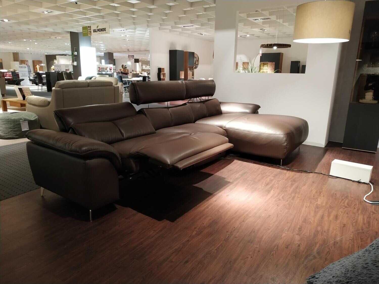 Elegantes Mondo Sofa Mit Relaxfunktion Ebenbild