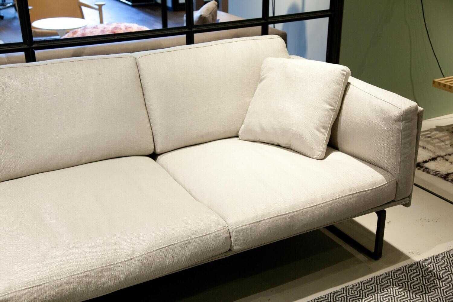 Cassina Sofa 202 8 Stoff Weiß 072-01-56637 | MÖBELFIRST.DE!