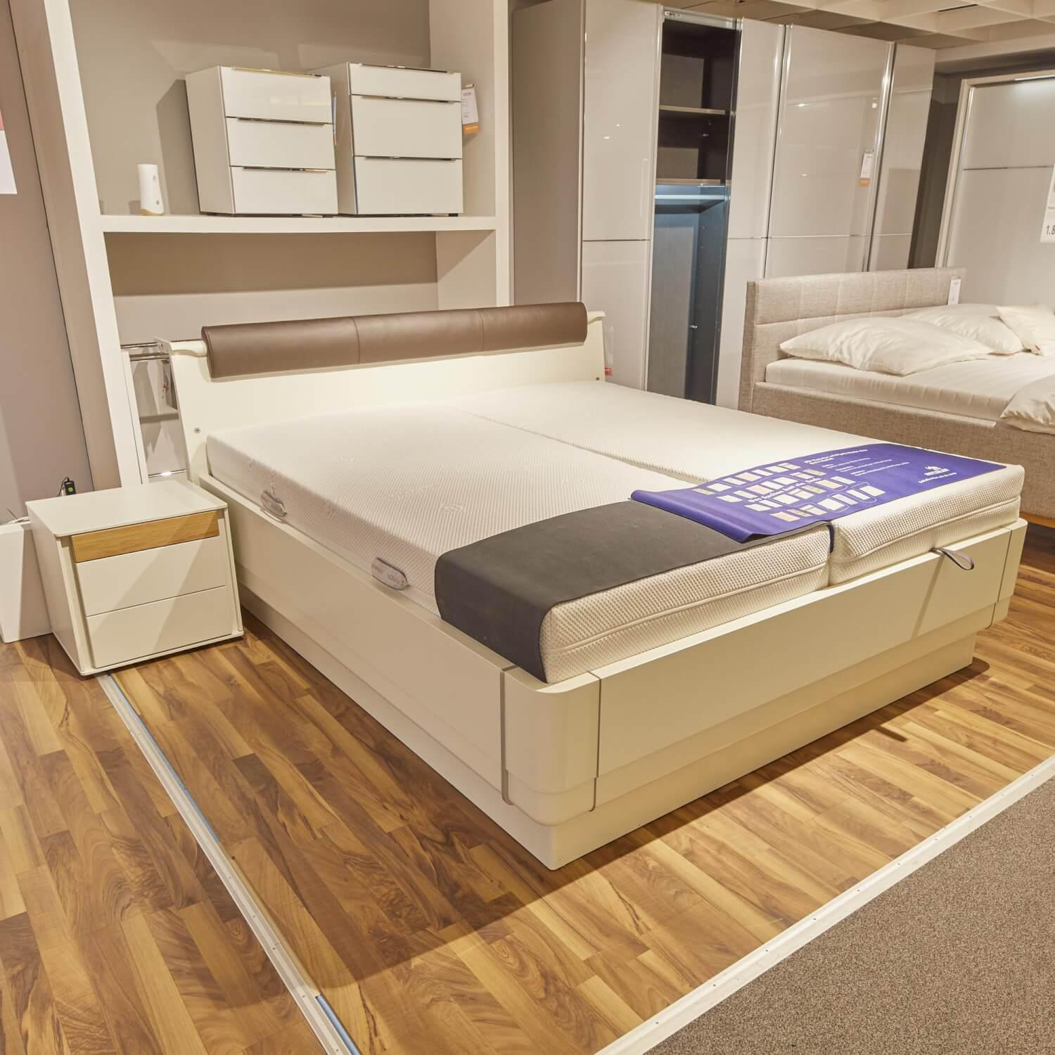 Spannende Hülsta Bett 180x200 Ebenbild
